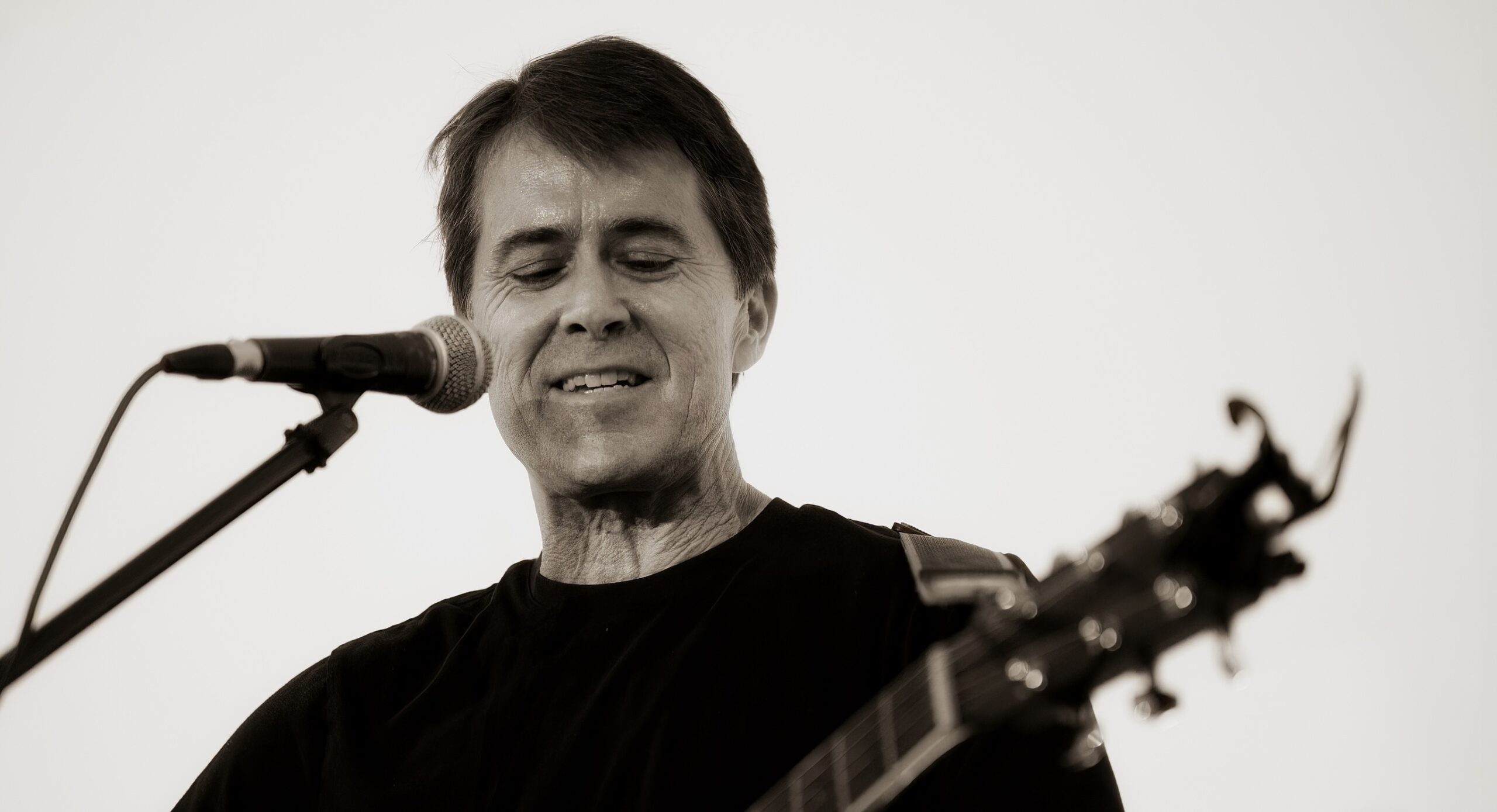 JT Cobb | Singer-Songwriter – The site for all things JT Cobb